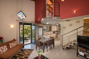 Vila | Área de estar | TV 42 polegadas com canais via satélite