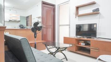 Apartamento, 2 quartos | Sala de estar