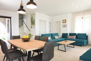 Villa, 5 quartos, acessível, piscina privativa | Restaurantes