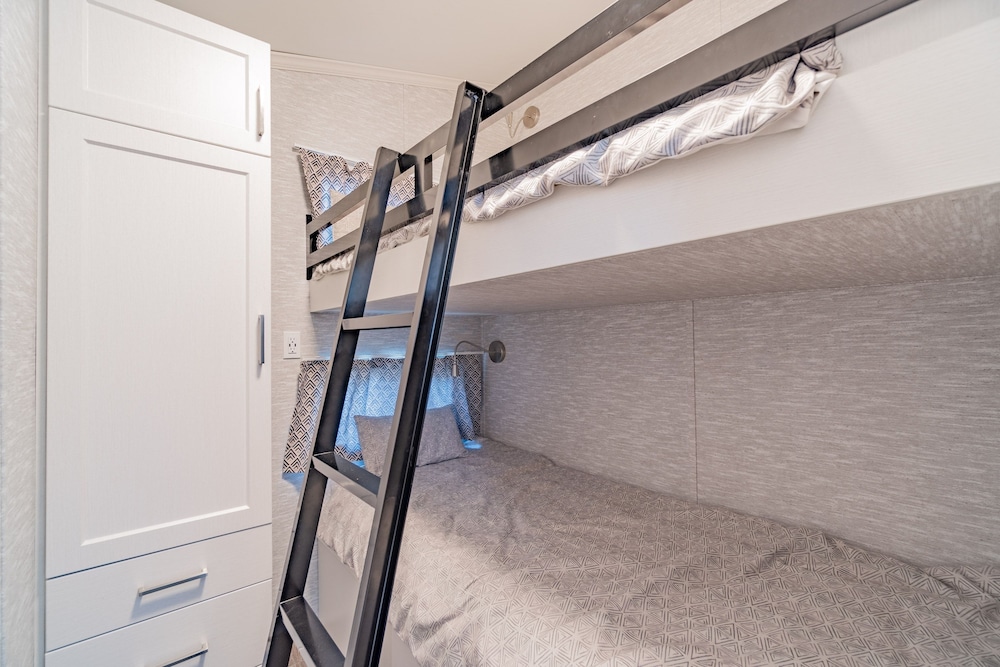 Brand New 3 Bedroom Cottage At Sherkston Shores Beach Resort! - Ontario