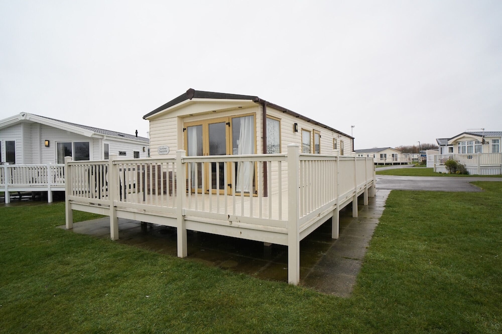 3 Bedroom Caravan At Manor Park Hunstanton - Hunstanton