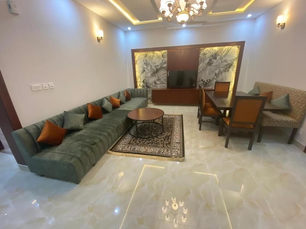 Suíte luxo | Escrivaninha, quartos à prova de som, Wi-Fi de cortesia