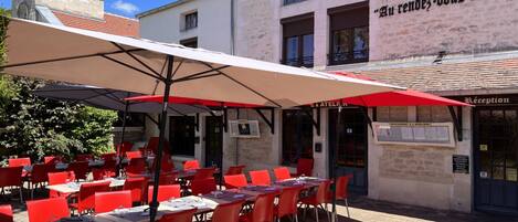 Fachada da propriedade