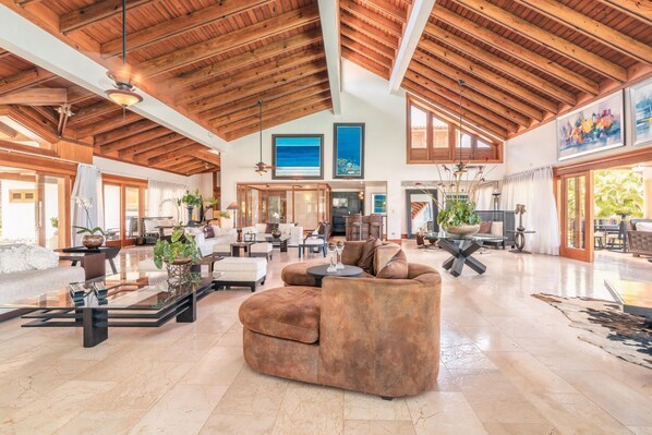 Vila, para fumantes | 11 quartos