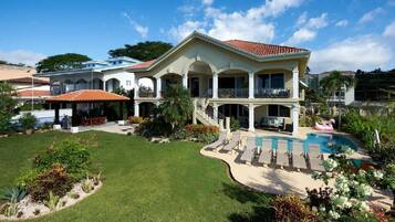 Villa | 7 quartos