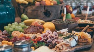 Buffet de pequeno-almoço