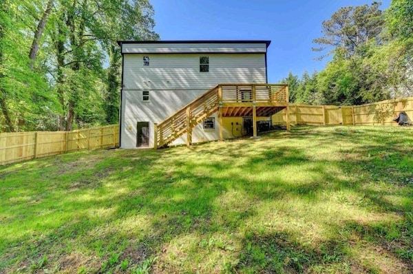 Elegance At Eastlake 8 Minutes From Downtown Atl! - Decatur, GA