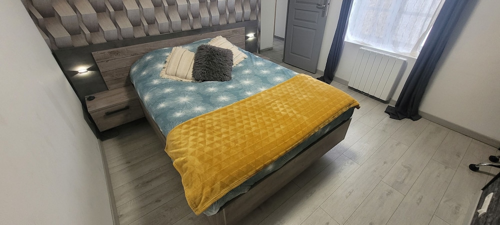 Aiscal - Appart Hotel 70m2 Pour 6 Personnes - Arrivé 24/24h Accès Par Digicode - Calais