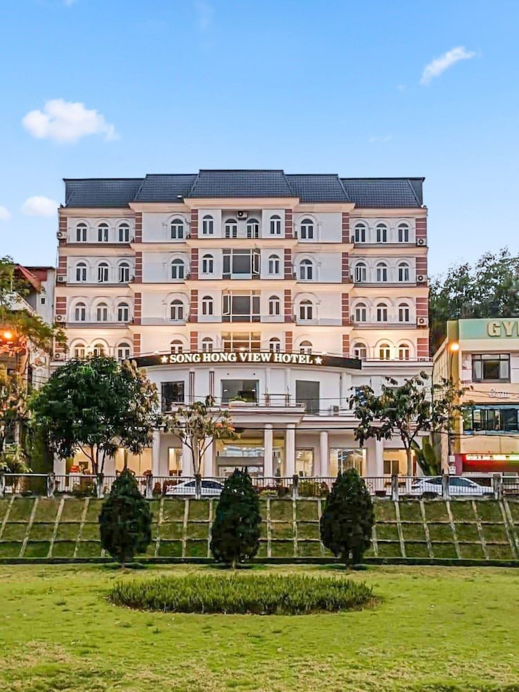 Khách Sạn Sông Hồng View - Lào Cai