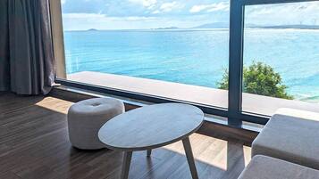 Quarto premier, vista para o oceano | Roupas de cama premium, camas Select Comfort, frigobar, escrivaninha