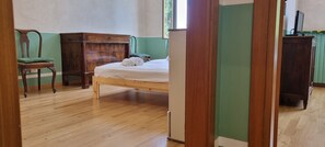 Apartamento | 2 quartos, secretária adequada para computadores portáteis 
