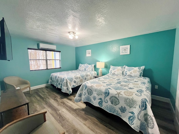 Fiddler's Restaurant And Resort - Steinhatchee, FL