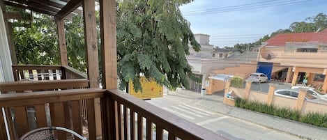 Cortinas/cortinados opacos, ferro/tábua de engomar, Wi-fi grátis