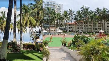 Apartamento Familiar em Condomínio Fechado | Vista para a rua