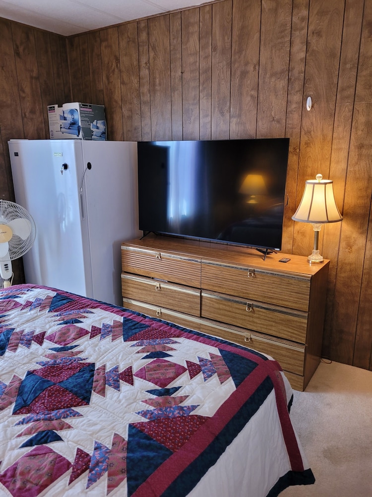 Family Home With Everything You Need - Phoenix, AZ