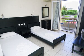 Ferro/tábua de engomar, berço de viagem, Wi-fi grátis