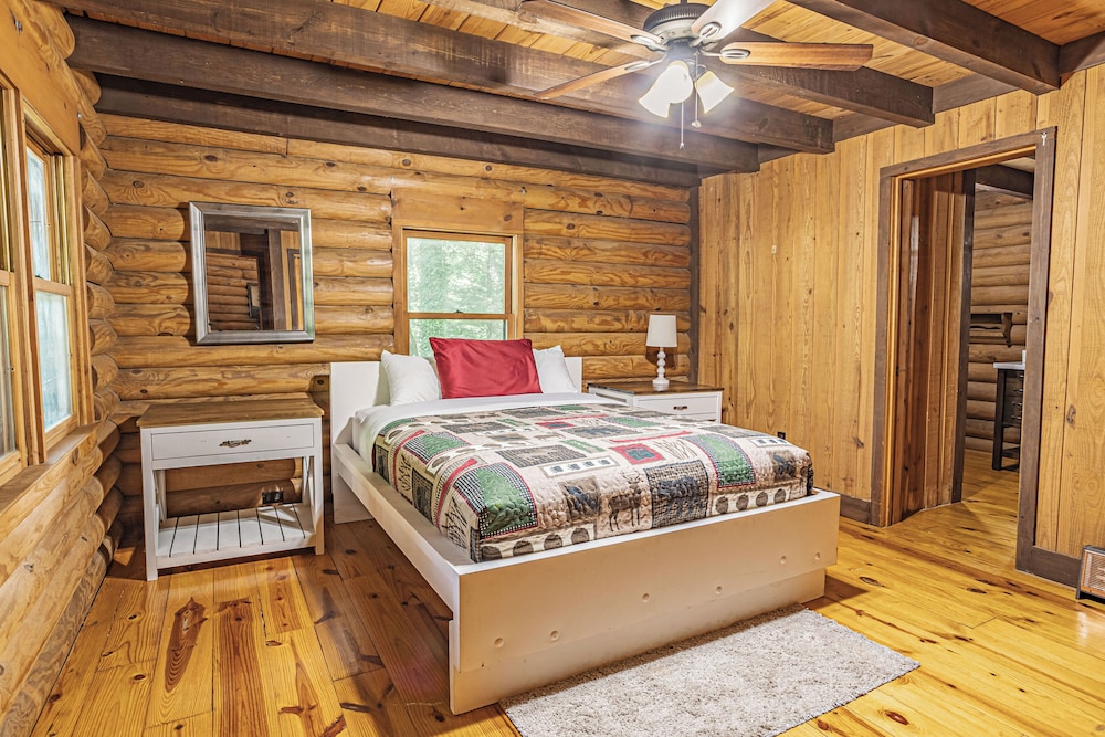 New Cabin Walking Distance To Lake Lure Beach And Minutes From Chimney Rock. - Chimney Rock, NC