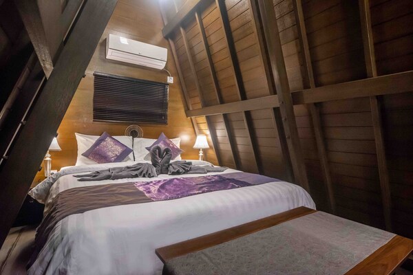 Rumah Kayu Tatiya Villa - Jimbaran