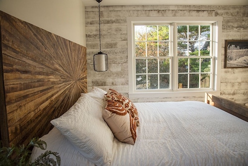 Stylish Suite Sleeps 4 In Historic Lewes - Lewes, DE