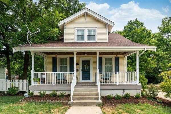 Serene Wooded Home In The City - Cincinnati