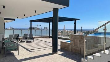 Apartamento, 3 quartos, piscina privativa | Piscina | Piscina exterior