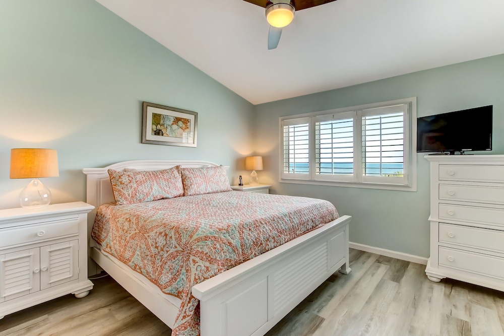 Sailmaker Getaway Oceanfront Condo on Amelia Island - Amelia City | Vrbo