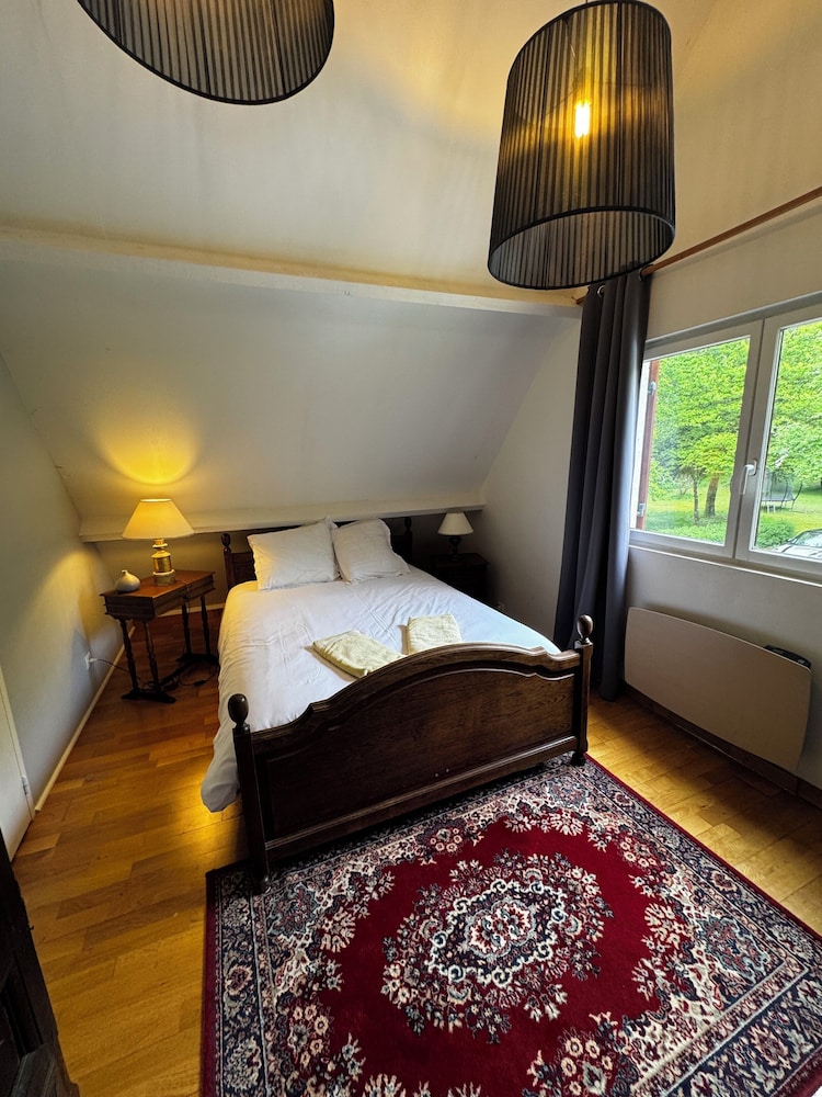 Magnifique Villa De 14 Pers Piscine Chauffée, Jacuzzi, Sauna - Saint-Fargeau