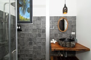 Produtos de higiene exclusivos, um secador de cabelo (mediante pedido)