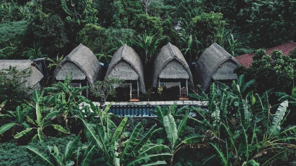 Honeybee Hut Lembongan - Bali