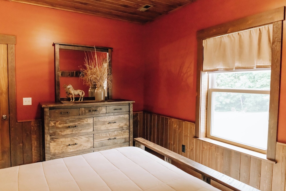 The Heartland Suite: Luxury, Lodge Suite In Amish Country, Ohio - Ohio