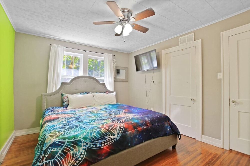 Bohemian Bungalow, Pac-Man, walk downtown! - Columbia | Vrbo