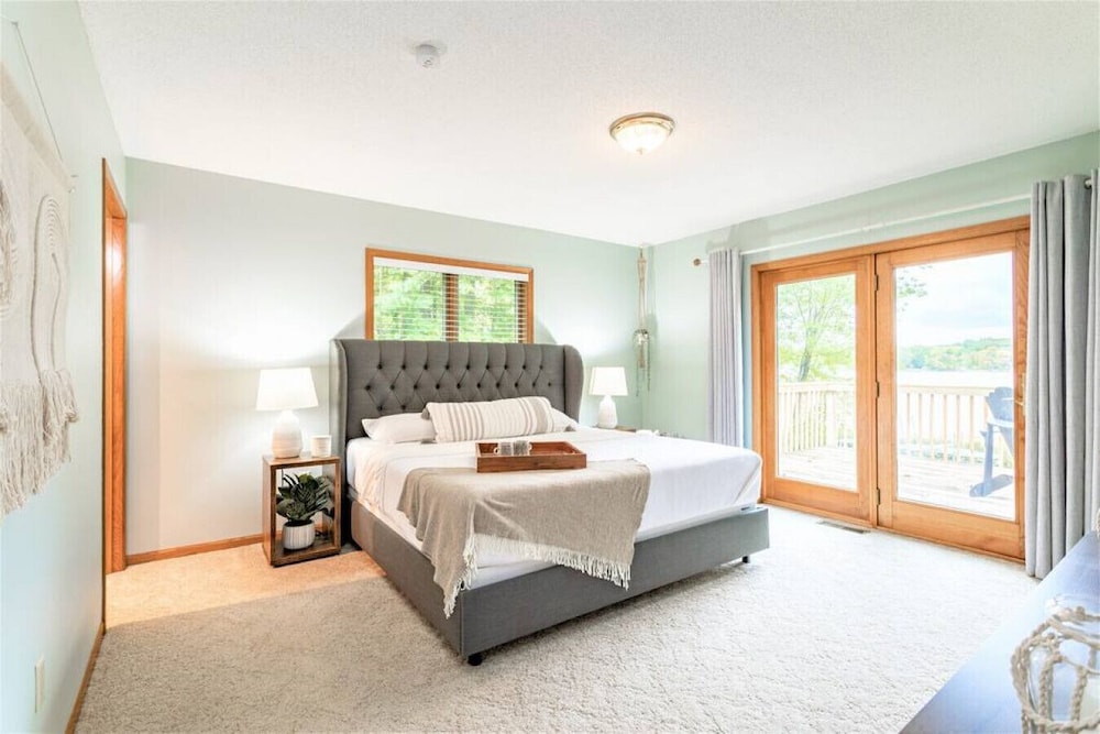 Pet-friendly Mosinee Retreat W/ Private Dock! - Stratford, WI