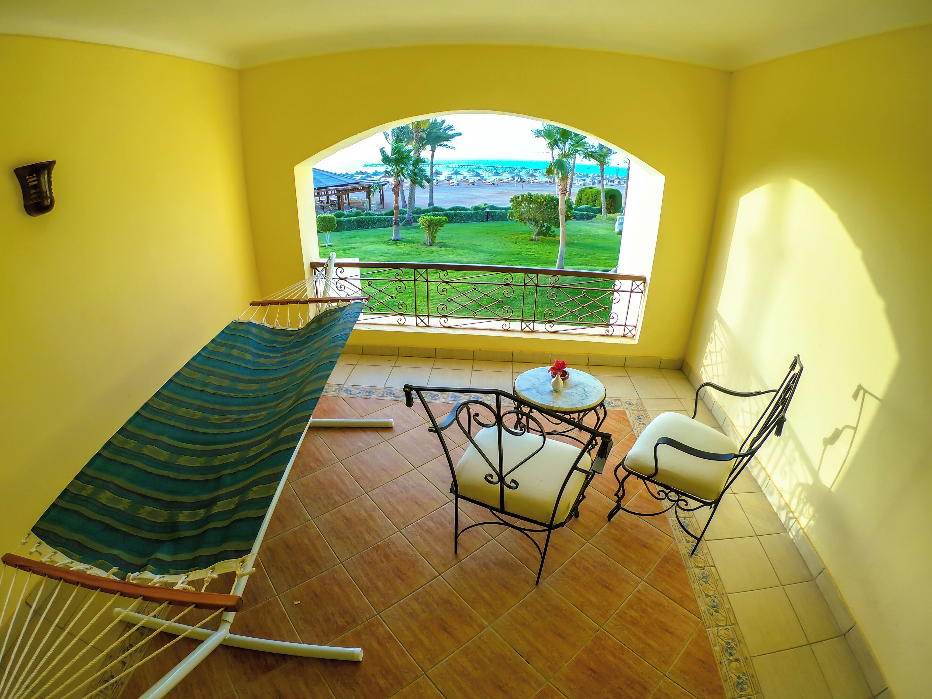 Quarto real, vista para a praia | Terraço/pátio