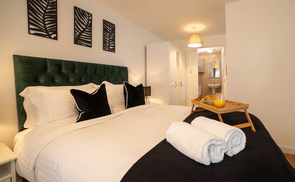 Modern City Centre Studio Cambridge Apartment - Cambridge, UK