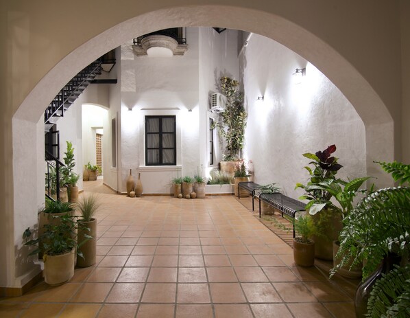 Dormitório compartilhado família, somente para mulheres | Vista para o pátio