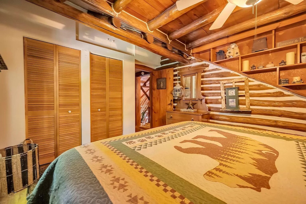 Rustic Rest Log Cabin, with hot tub and trout stream, near Poconos ...