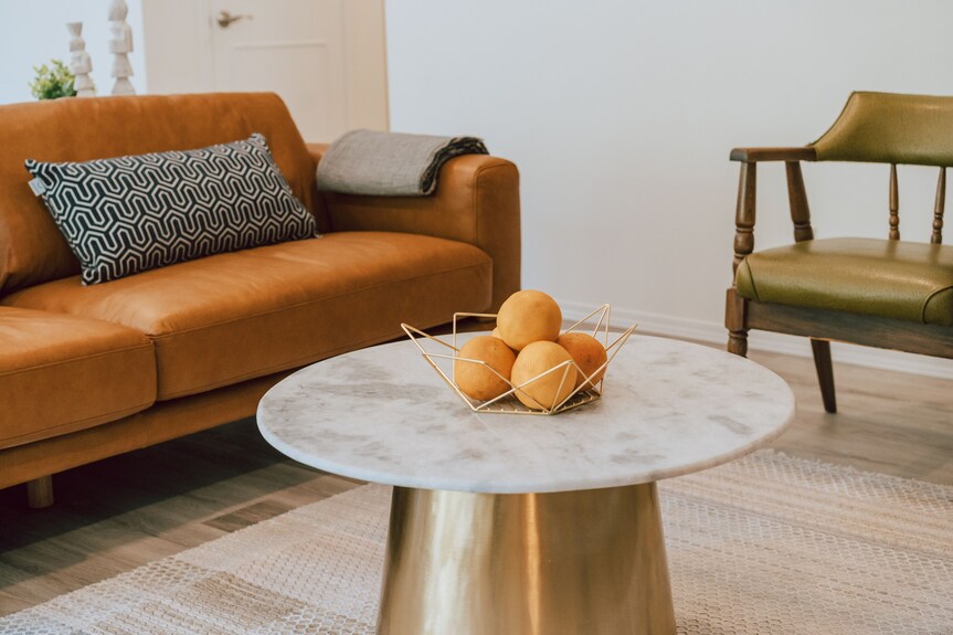 2 Br Suite, King Bed, Sleeps 5, Close To Yyc \/ U Of C - 卡加利