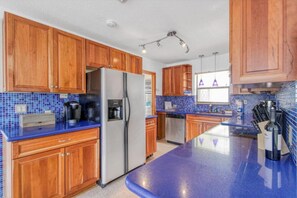 Casa, 4 quartos | Cozinha privada | Cafeteira/chaleira