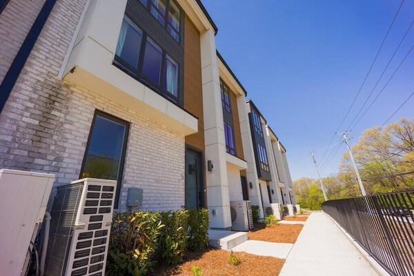 Perfect 4 Bedroom\/ 4 Bath Hideaway Awaits! - Long Hunter State Park, Hermitage
