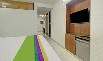 Quarto premium | Escrivaninha, ferros/tábuas de passar roupa