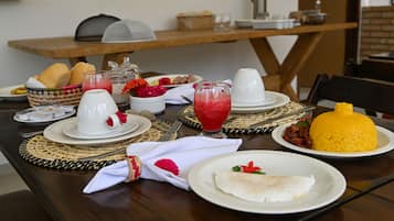 Pequeno-almoço tipo buffet diário incluído