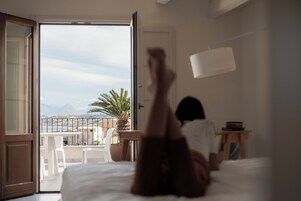 Suíte romântica, banheira de imersão, vista para o mar (Incanto) | Roupas de cama premium, edredons de pluma