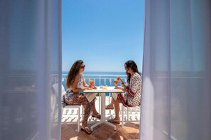 Suite-Estúdio Júnior | Terraço/pátio interior