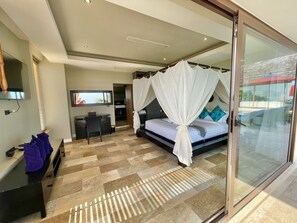 Villa de Luxo | 4 quartos, cofre no quarto, Wi-fi grátis, roupa de cama fornecida 
