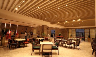 Pequeno-almoço tipo buffet diário incluído 