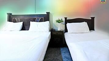 Quarto casal luxo | Ferros/tábuas de passar roupa, Wi-Fi de cortesia, roupa de cama