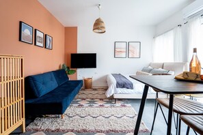 Carmel Beach Plus Studio1 w/Roof Deck 105 | Quartos insonorizados 