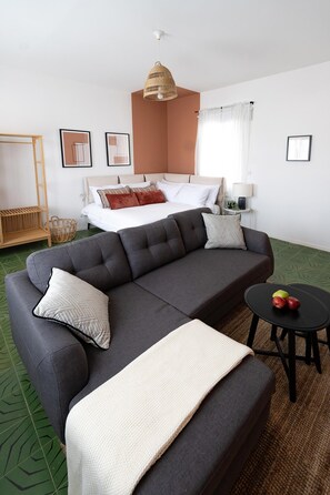 Carmel Beach House 2BR w/ Roof deck 203 | Sala de estar