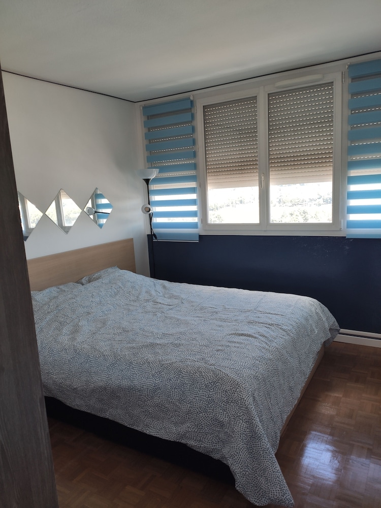 Superbe Appartement Avec Parking Gratuit Et Tram - Roche-la-Molière
