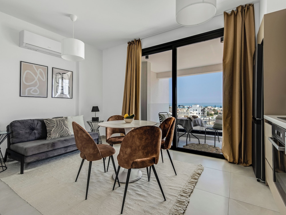 Sanders Elgio - Charming Studio With Balcony - Limassol